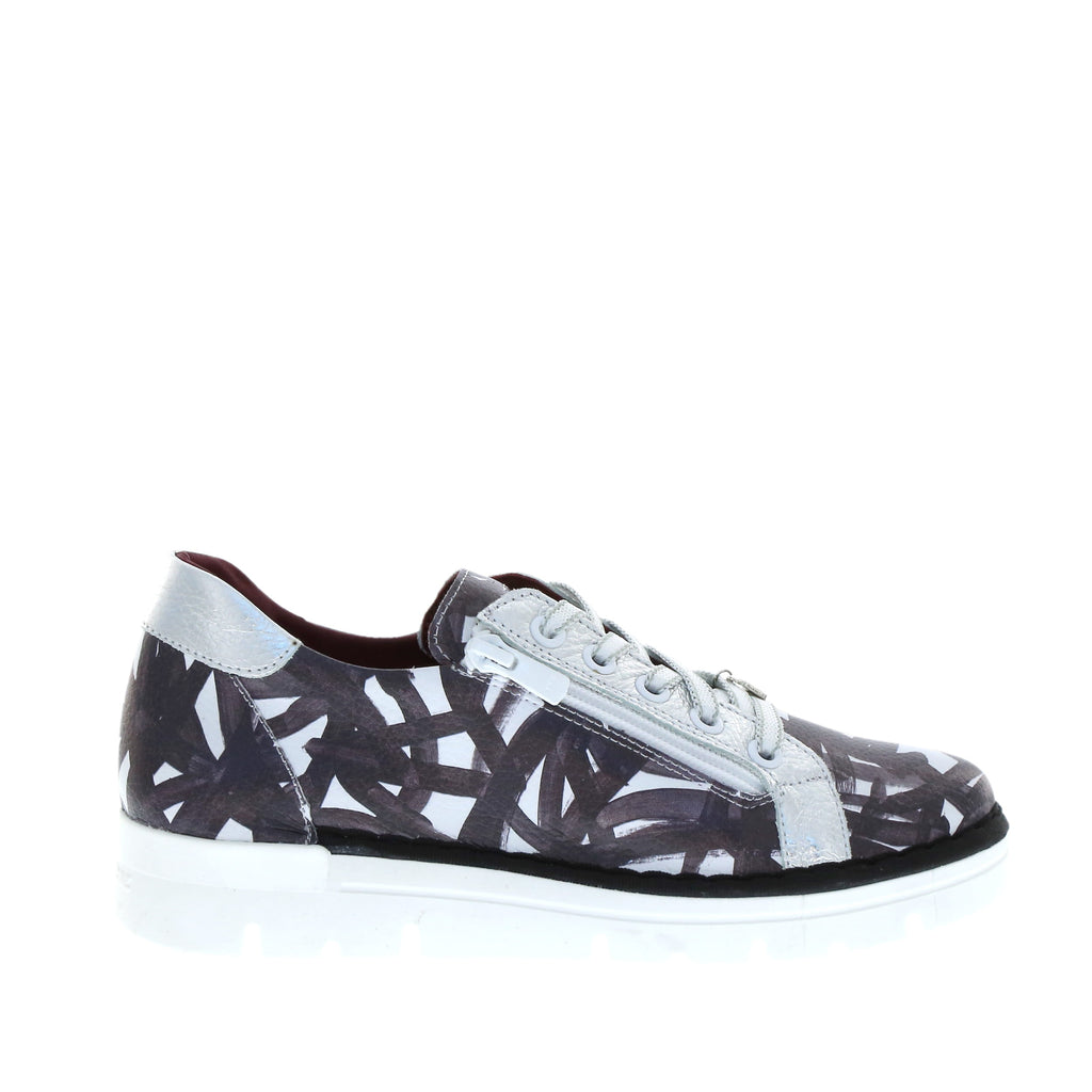 Jose Saenz '2001' / Negro-Blanco/Plata – Bob's Shoe Store